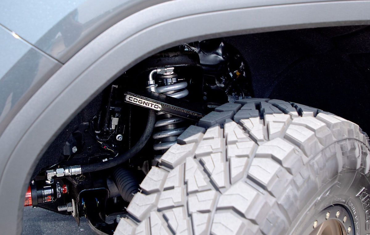 Cognito 3-Inch Elite Ball Joint Leveling Kit with Fox Elite 2.5 Reserv ...